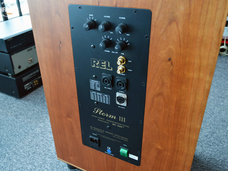 REL Storm III - Hifidealer